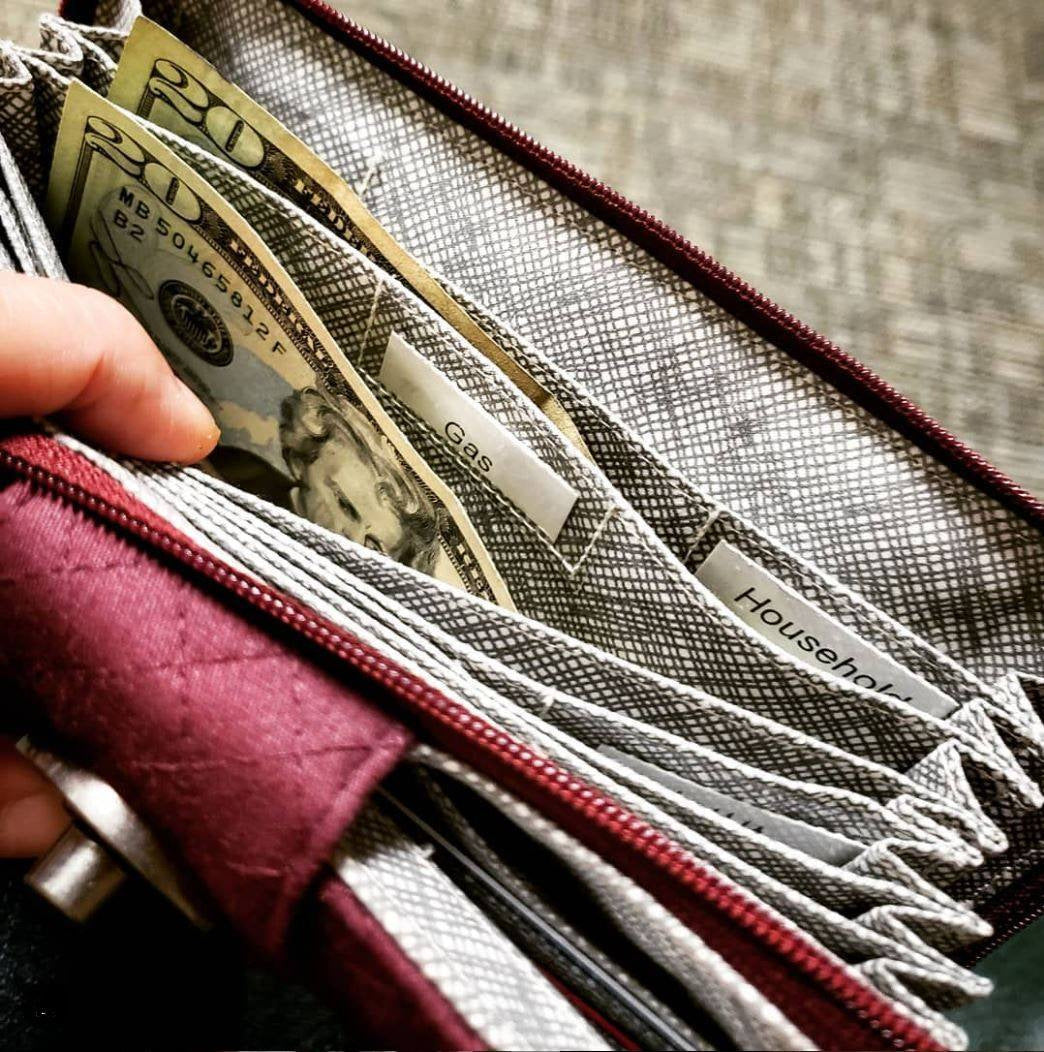 What is Cash Envelope Budgeting? – Bella Taylor
